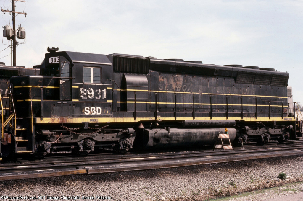 Seaboard System SD45 #8931 sits outside the Boyles Yard roundhouse